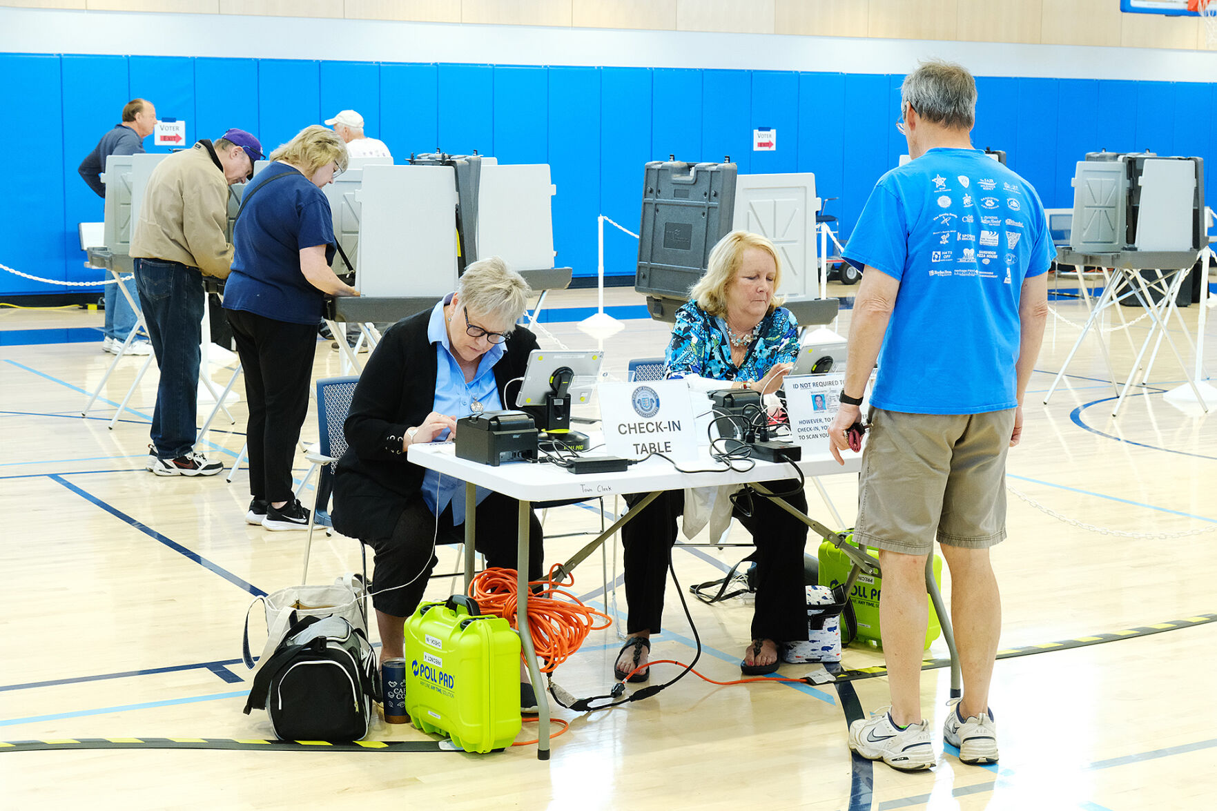 Sampson Wins Close Select Board Race, Higgins Is School Committee ...