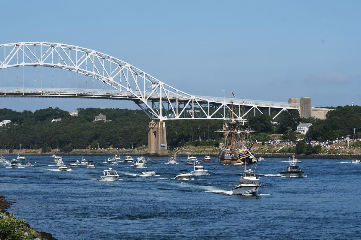 Thousands Greet Mayflower II On Its Return Voyage To Plymouth Via The ...