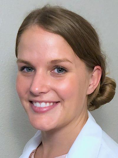 Jessica Peterson Earns DVM Degree | Landmarks | capenews.net