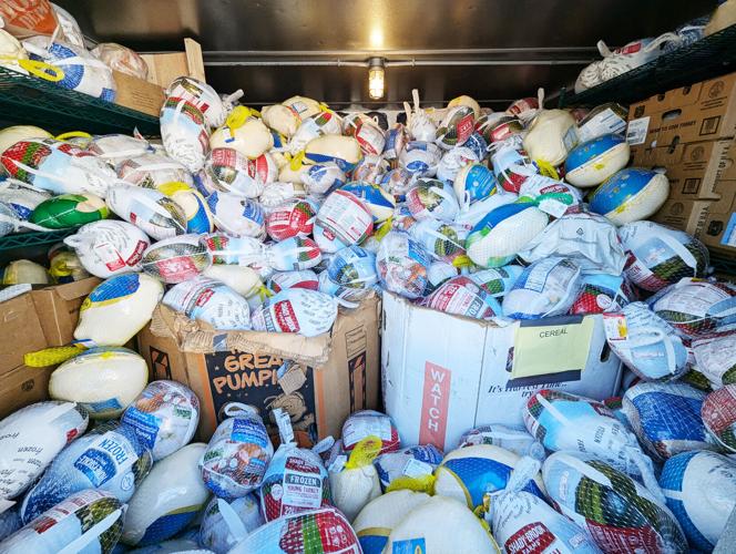 Service Center Provides 900 Turkeys With All The Trimmings This Week ...