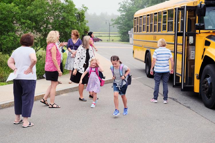 PHOTOS: Bournedale Elementary School First Day | Bourne News | capenews.net