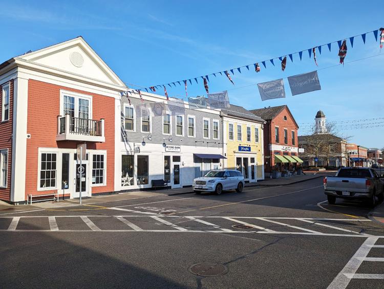 Mashpee Commons Welcomes TINA Stephens | Mashpee News | capenews.net