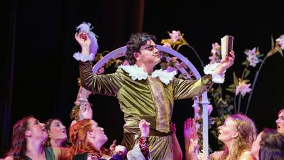 ‘Patience’: A Poet To Swoon For? | Arts & Entertainment | capenews.net
