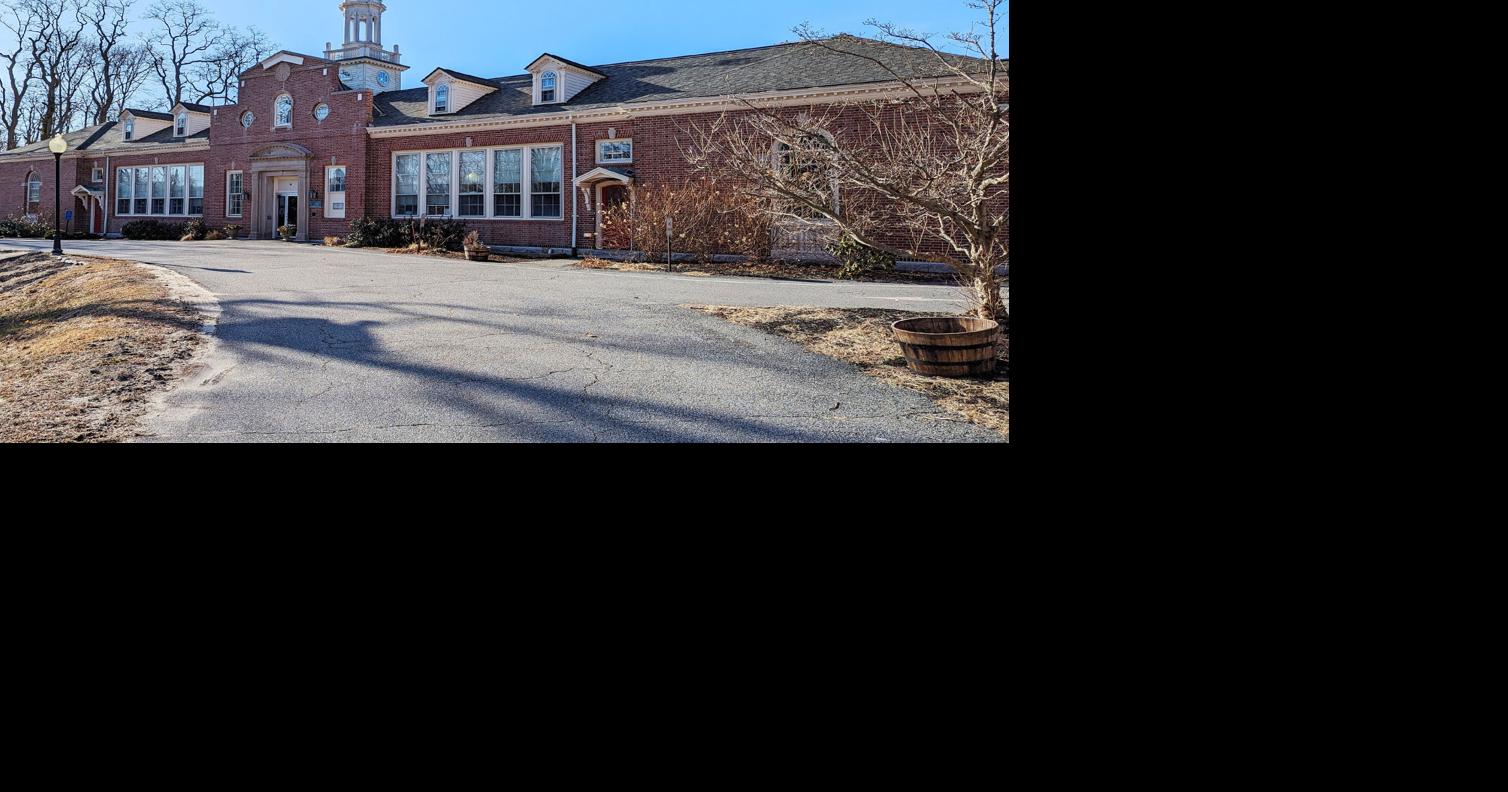 Library Feasibility Committee Approves Two Concepts For New Building ...