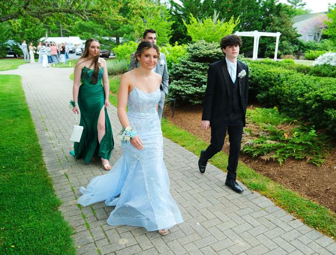 PHOTOS: Bourne High School Junior Prom 2025 | Bourne News | capenews.net