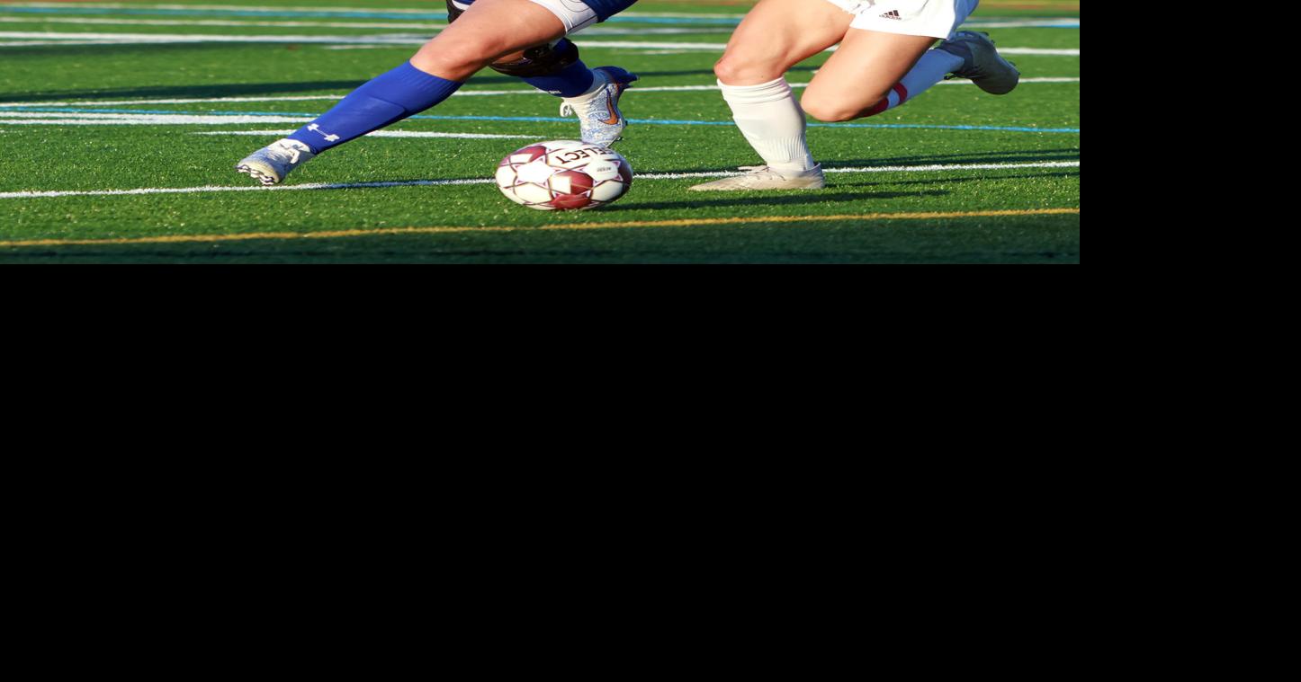 Girls Split A Pair | Mashpee Sports | capenews.net