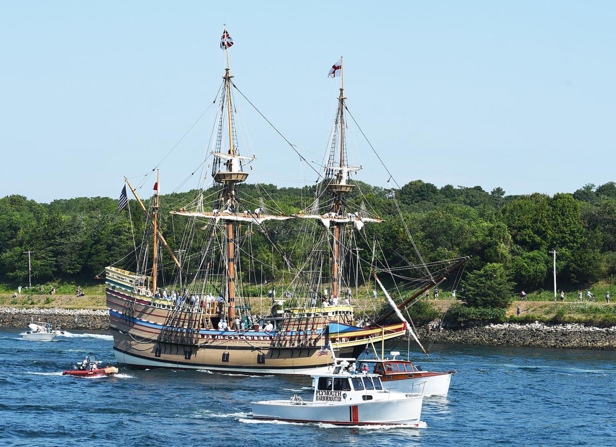 Thousands Greet Mayflower II On Its Return Voyage To Plymouth Via The ...