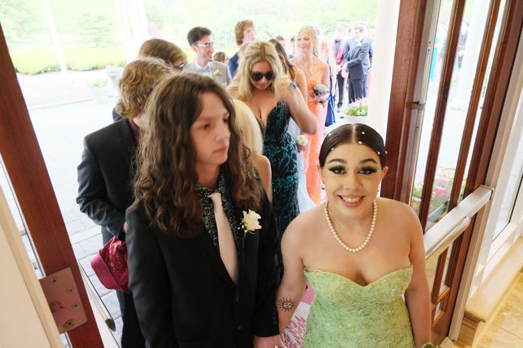 PHOTOS: Bourne High School Prom 2022 | Bourne | capenews.net