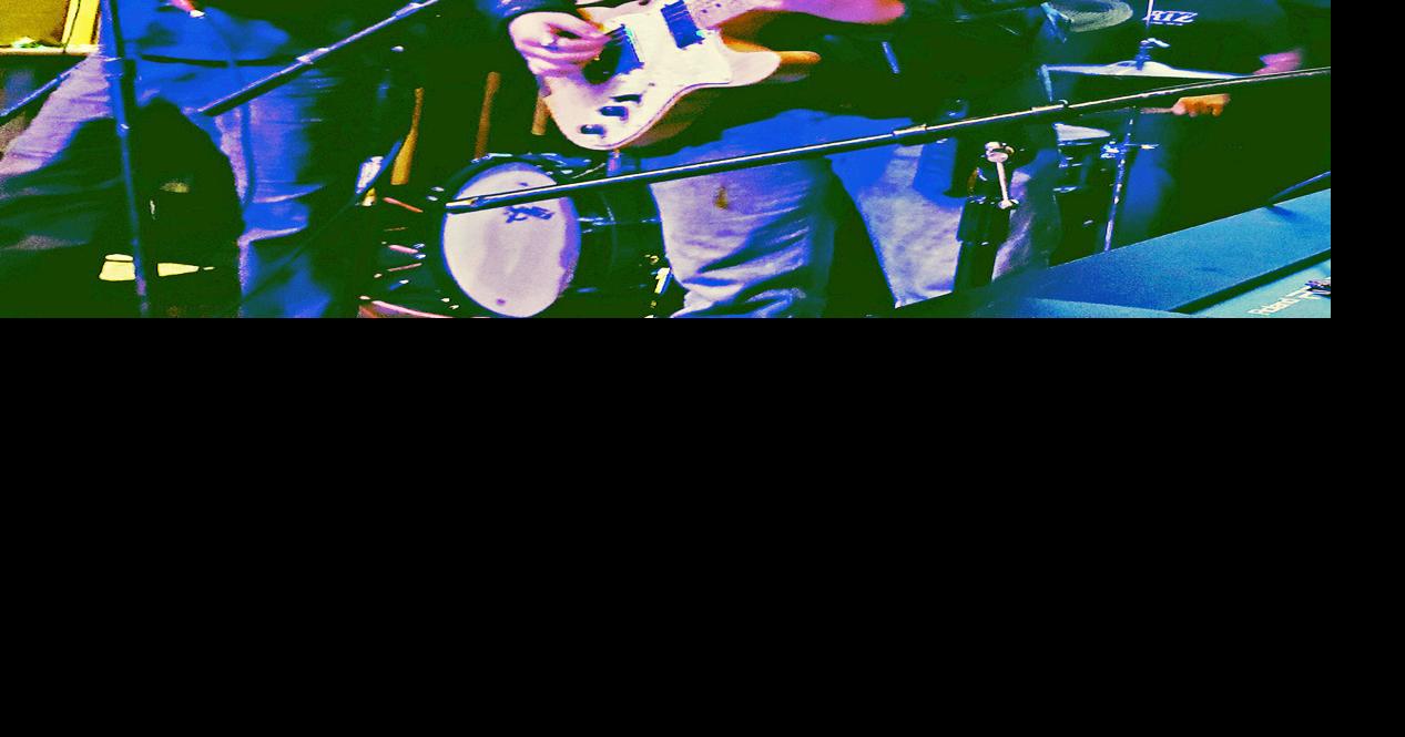 Music Club Will Feature Island Duo Johnny Hoy And Delanie Pickering ...