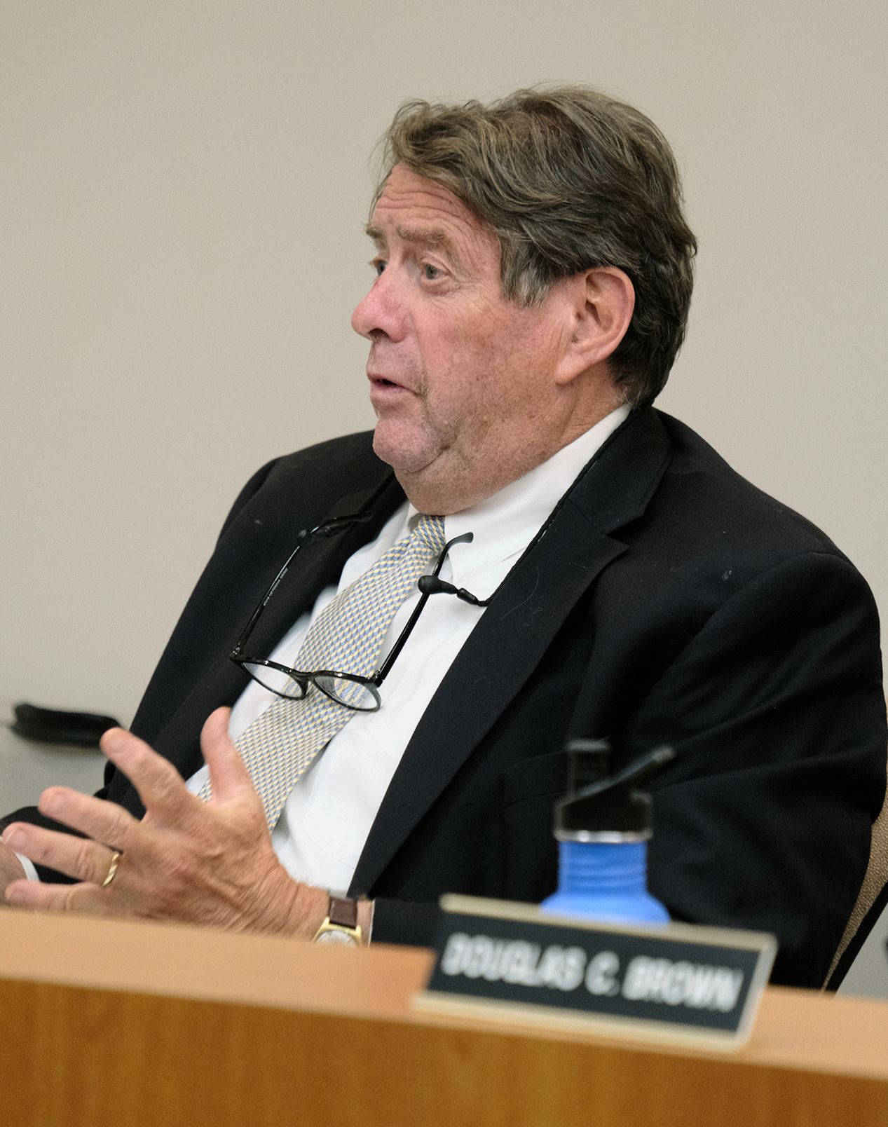 Select Board Contest Begins To Emerge With Zylinski Return Bid, Mascali ...