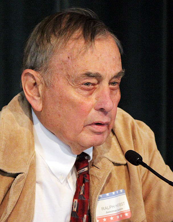 Falmouth Selectman Ralph Herbst Resigns | Falmouth News | capenews.net