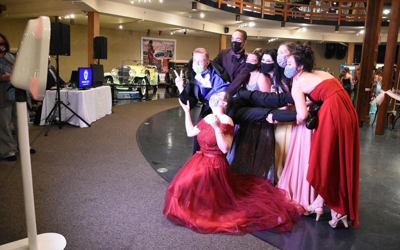 Sandwich High School Prom 2021 In Photos | Sandwich | capenews.net