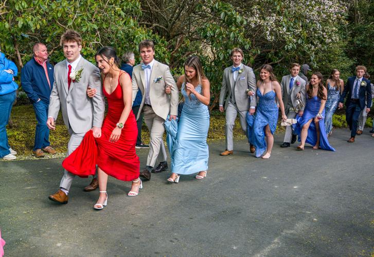 PHOTOS: Sandwich High School Promenade At Heritage | Sandwich ...
