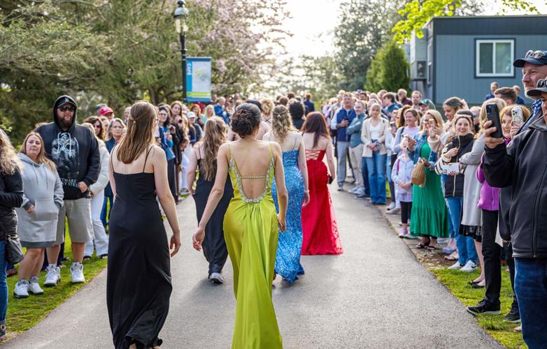 PHOTOS: Sandwich High School Promenade At Heritage | Sandwich ...