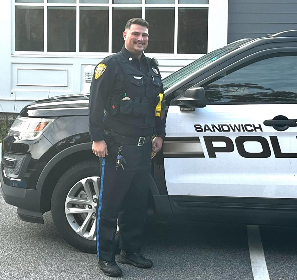 SPS Welcomes New School Resource Officer | Sandwich News | capenews.net