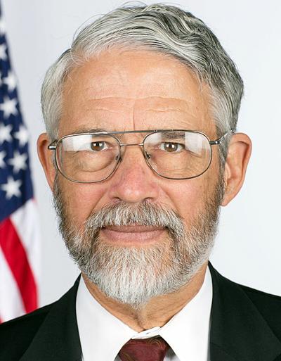 John Holdren Returns To Woods Hole | Falmouth News | capenews.net