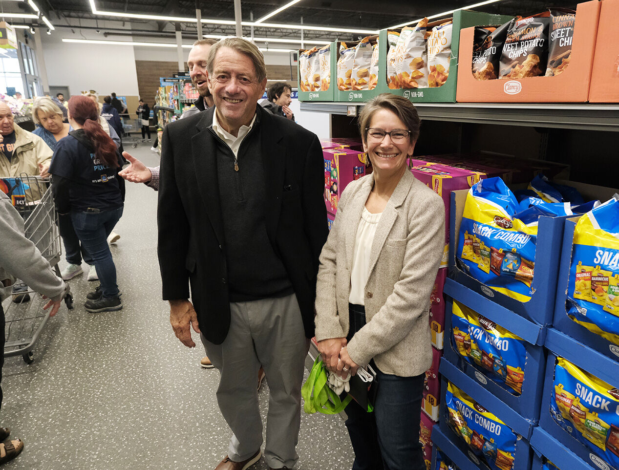 Aldi Opens To A Huge Crowd | Falmouth News | capenews.net
