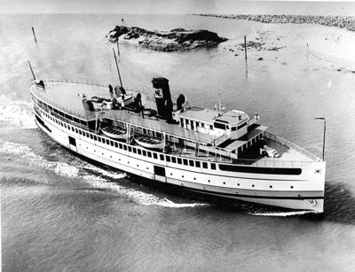 The Naushon | Steamships | capenews.net