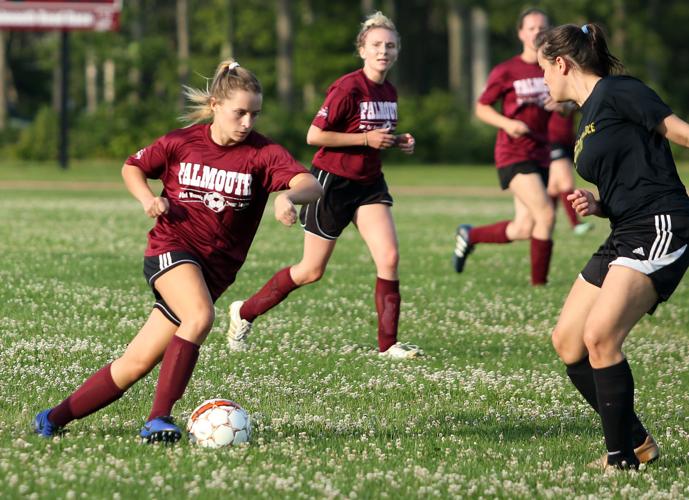 Falmouth Holds Back United, Still Perfect | Mashpee Sports | capenews.net