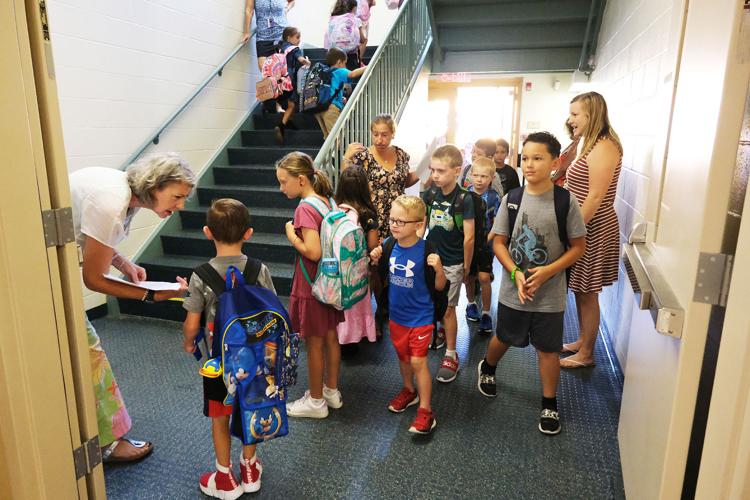 PHOTOS: Bournedale School Students Return To Class | | capenews.net