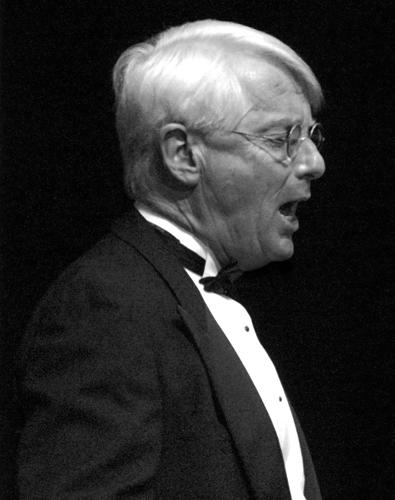 Theater Review: A Dazzling One-Man Cabaret | Arts & Entertainment ...