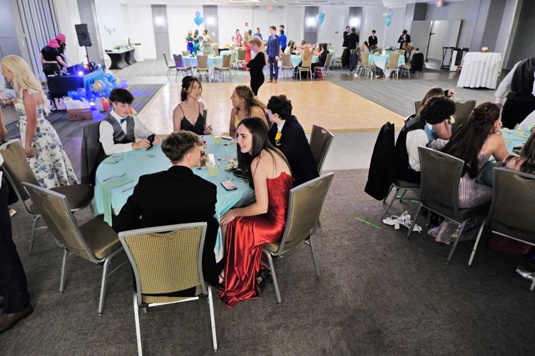 PHOTOS: Bourne High School Junior Prom | Bourne News | capenews.net