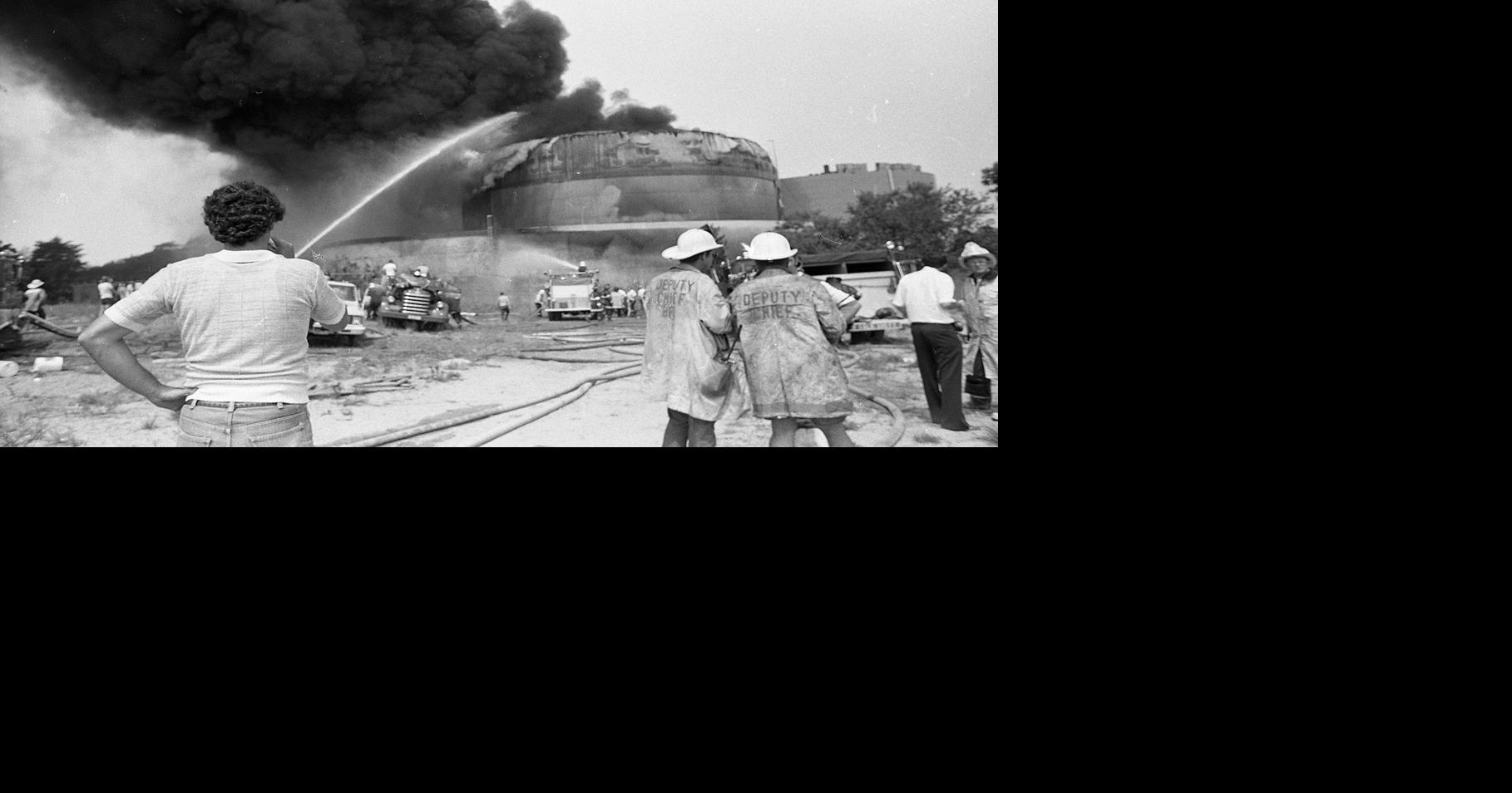 Sandwich Firefighters Remember 'Torrid Tuesday' Tank Farm Fire ...