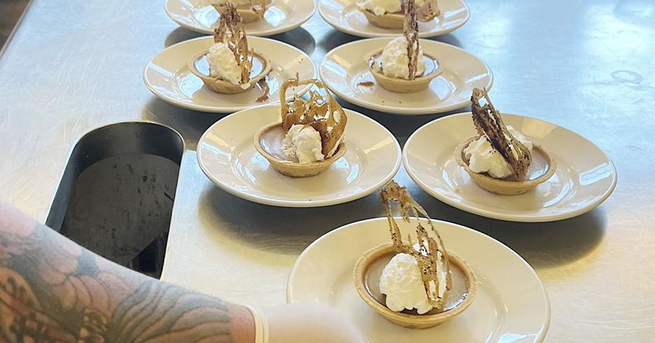Gourmets & Good Eaters: Bob Jarvis And Others At Highfield | Columns ...