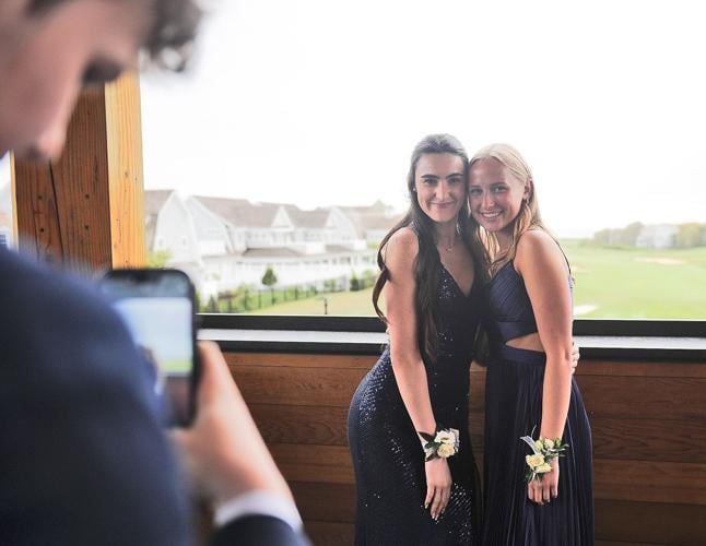 PHOTOS: Mashpee High School Prom | Mashpee | capenews.net