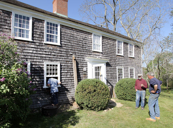 Authentic Sillwork Sets Benjamin Nye Homestead Right | Sandwich News ...