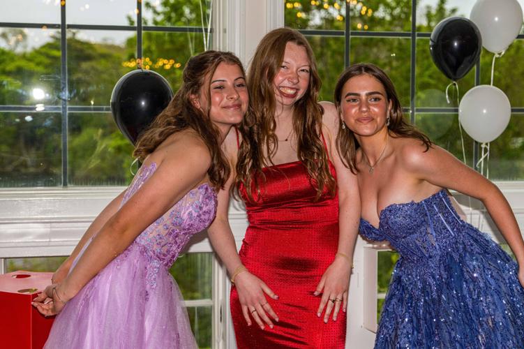 PHOTOS: Falmouth High School Prom | Falmouth News | capenews.net