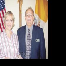 Kelly Dix earns Investor in Education Award | Business | capjournal.com