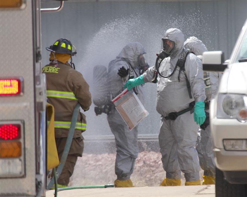 Suspicious package prompts hazmat response, investigation on Wells Ave ...