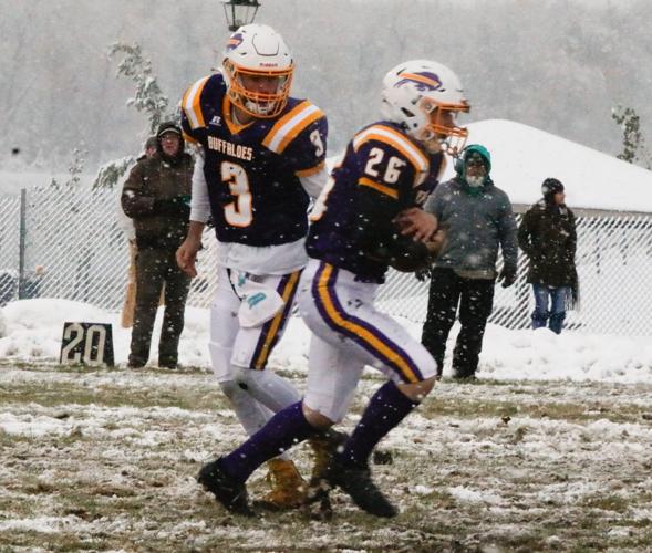 Buffs fight hard in 22-14 loss to Fighting Cougars | Local Sports News ...