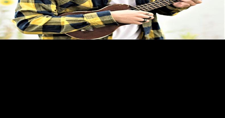 Eli Houdyshell in T.F. Riggs Band senior spotlight | News | capjournal.com