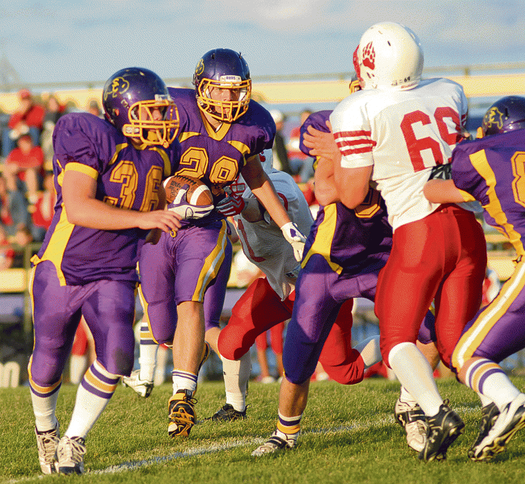 Buffs grind out win | Local Sports News | capjournal.com
