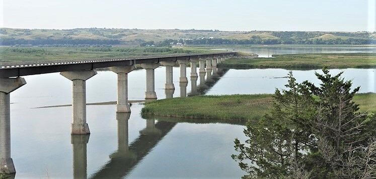 SD DOT picks Iowa firm's $50 million bid to build Pierre-Fort Pierre ...