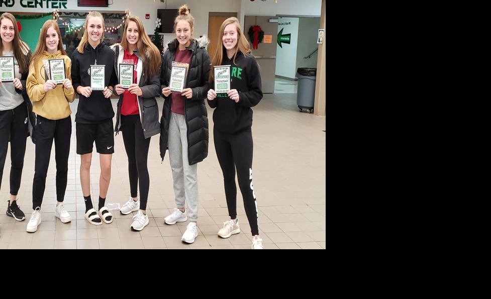 Govs volleyball hands out team awards | Local Sports News | capjournal.com