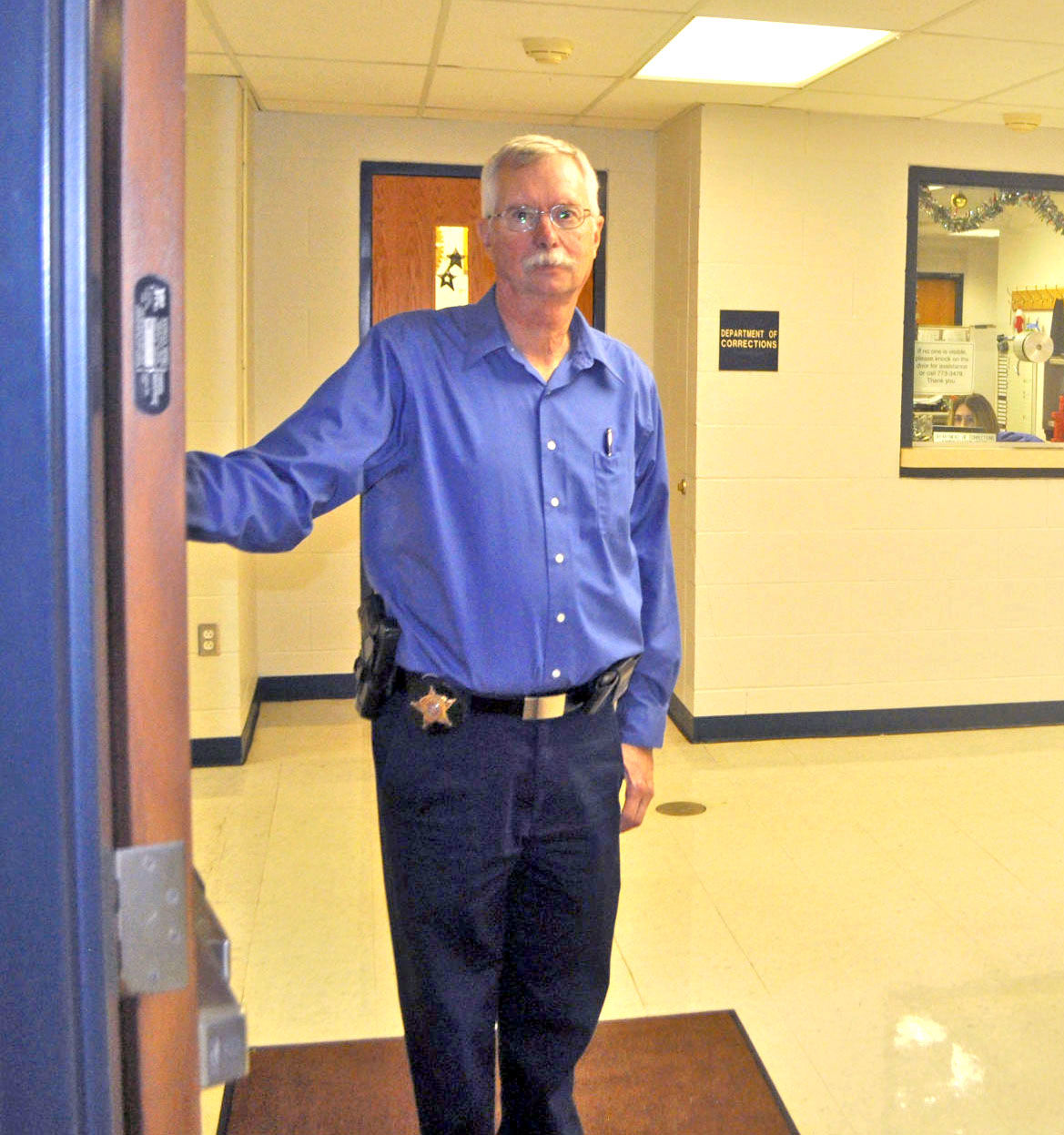 Family sues Hughes County, ex-sheriff, over diabetic man's death after ...