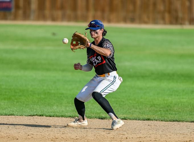 Oahe's offense struggles as Hastings blanks Zap to clinch series ...