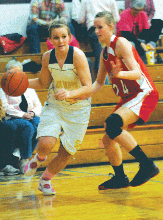 Lady Buffs host pink out but fall to Cubs | Local Sports News ...