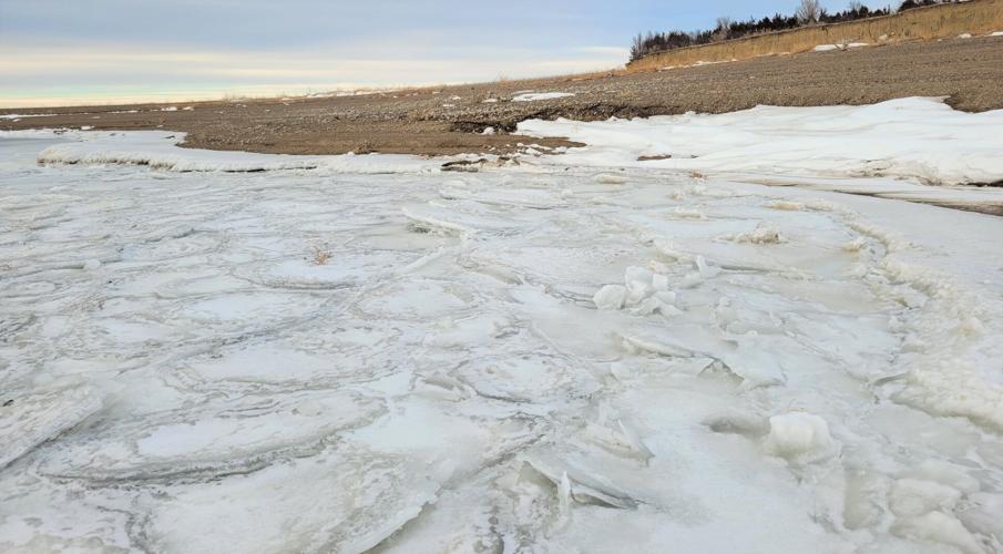 Lake Oahe freezing earlier than most years | Outdoors | capjournal.com
