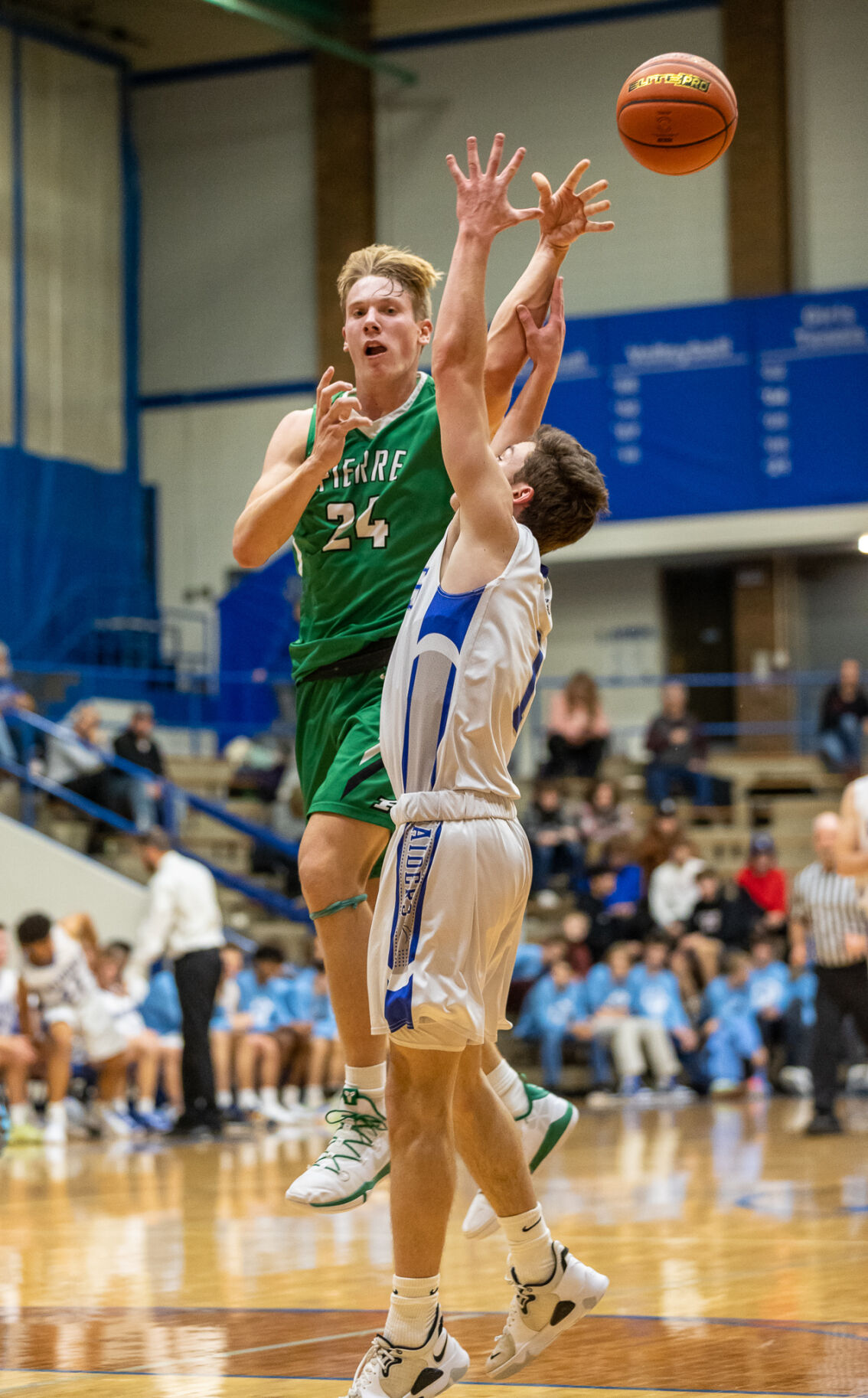 Govs boys throttle opponents in Kusler’s debut weekend | Gallery ...