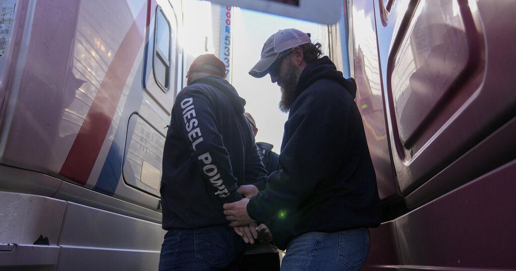 Few ICE detainees qualify as 'worst of the worst' | Plain Talk by Dave ...