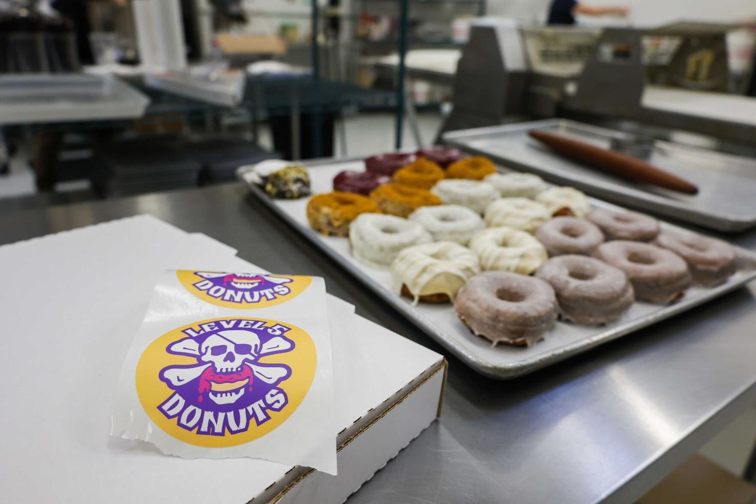 Vegan doughnut bakery Level 5 plans Atwood Avenue shop | Food & Drink ...