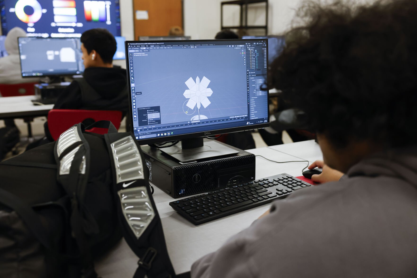 La Follette High School teaching Wisconsin’s next video game makers ...