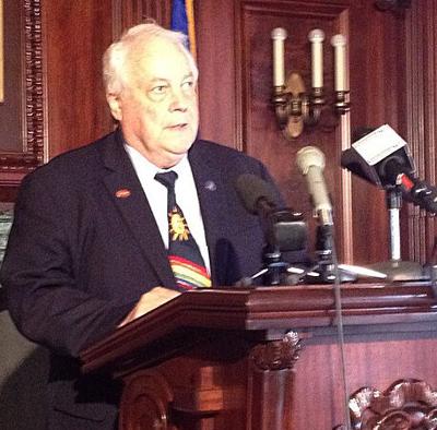 Sen. Bob Jauch in announcing retirement: 'Democracy in this state is at ...