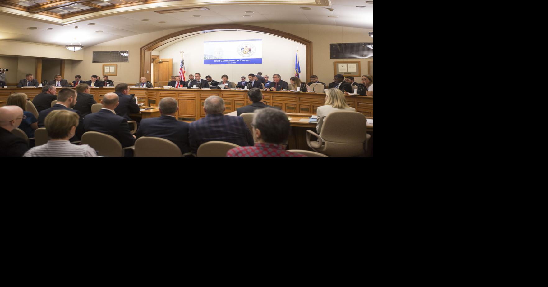 Wisconsin Assembly committee approves $3 billion Foxconn incentive bill ...