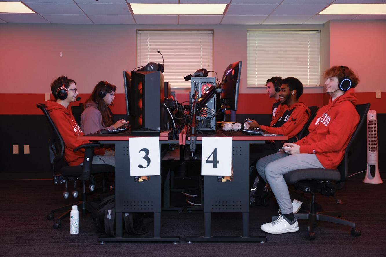 UW-Madison, Edgewood College students in esports league | Education ...