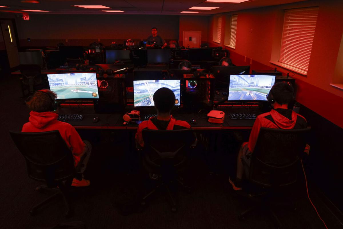 UW-Madison, Edgewood College students in esports league | Education ...